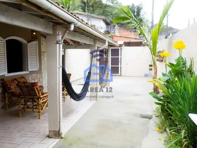 Casa / Sobrado para Venda em Caraguatatuba/SP Sumaré 3 Quartos
