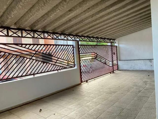 Casa / Sobrado para Venda em Caraguatatuba/SP Sumaré 3 Quartos