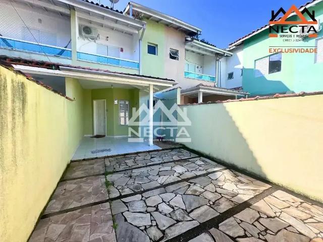 Casa / Sobrado para Venda em Caraguatatuba/SP Sumaré 3 Quartos