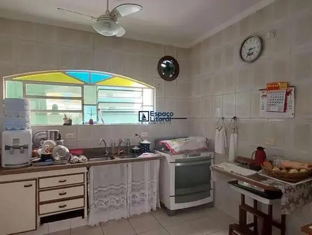 Casa / Sobrado para Venda em Caraguatatuba/SP Sumaré 4 Quartos