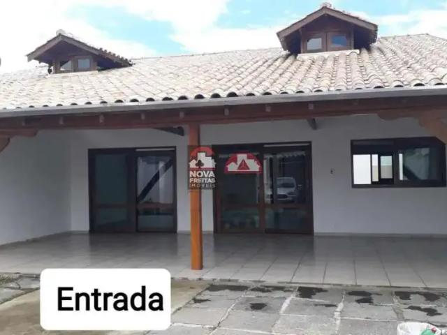 Casa / Sobrado para Venda em Caraguatatuba/SP Sumaré 4 Quartos