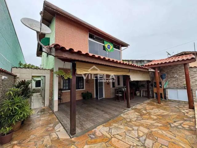 Casa / Sobrado para Venda em Caraguatatuba/SP Poiares 4 Quartos
