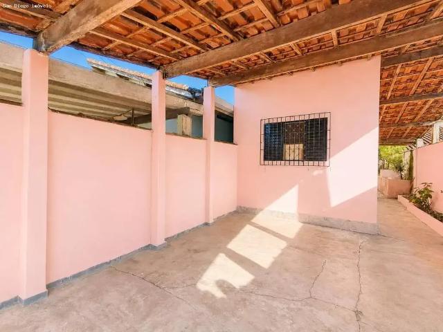 Casa / Sobrado para Venda em Caraguatatuba/SP Poiares