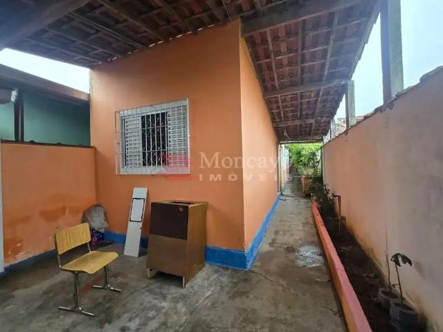 Casa / Sobrado para Venda em Caraguatatuba/SP Poiares 2 Quartos