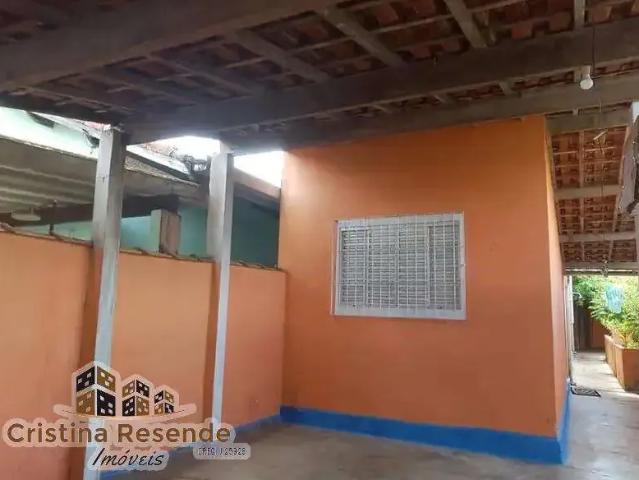 Casa / Sobrado para Venda em Caraguatatuba/SP Poiares 2 Quartos