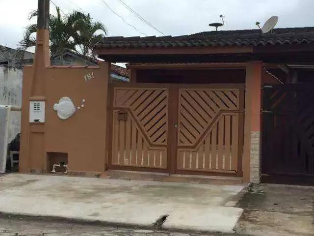 Casa / Sobrado para Venda em Caraguatatuba/SP Poiares 2 Quartos