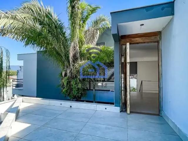Casa / Sobrado para Venda em Caraguatatuba/SP Poiares 3 Quartos