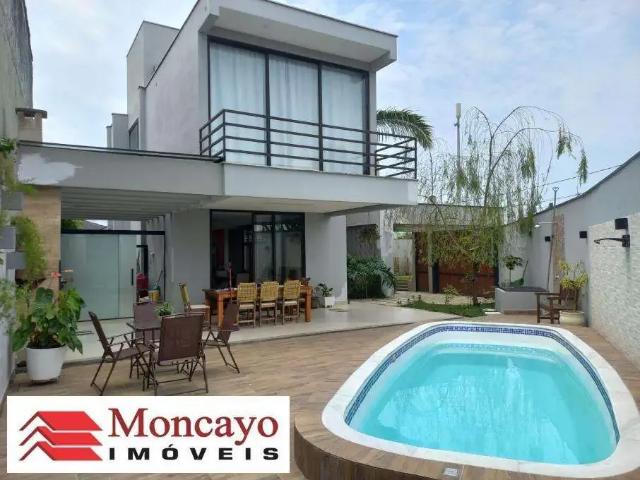 Casa / Sobrado para Venda em Caraguatatuba/SP Poiares 3 Quartos