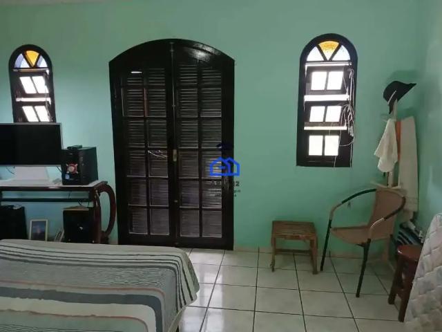 Casa / Sobrado para Venda em Caraguatatuba/SP Poiares 3 Quartos