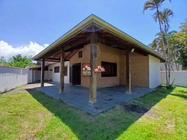Casa / Sobrado para Venda em Caraguatatuba/SP Pontal de Santa Marina 4 Quartos