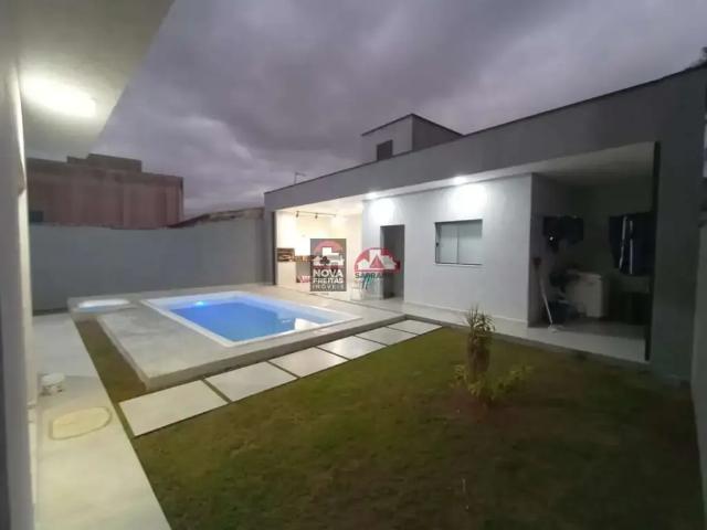 Casa / Sobrado para Venda em Caraguatatuba/SP Pontal de Santa Marina 4 Quartos