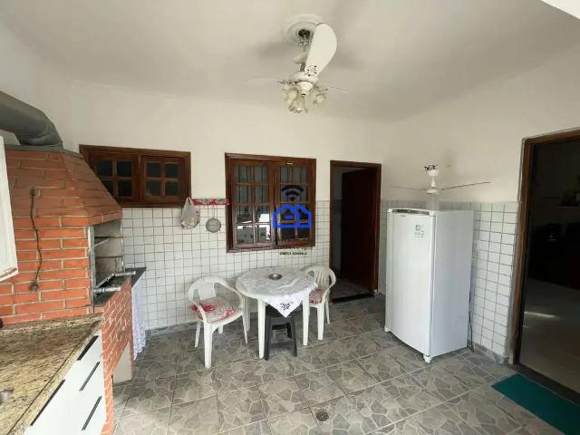 Casa / Sobrado para Venda em Caraguatatuba/SP Pontal de Santa Marina 4 Quartos