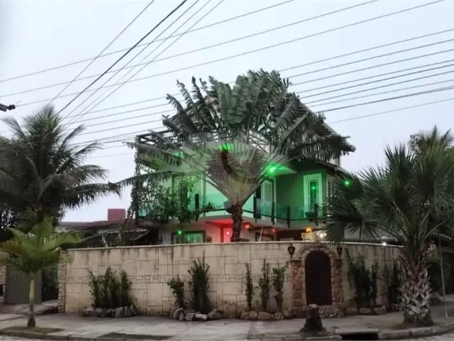 Casa / Sobrado para Venda em Caraguatatuba/SP Pontal de Santa Marina 4 Quartos