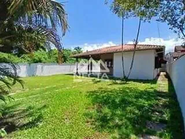 Casa / Sobrado para Venda em Caraguatatuba/SP Pontal de Santa Marina 4 Quartos
