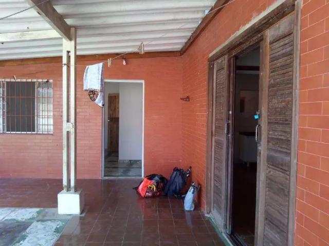 Casa / Sobrado para Venda em Caraguatatuba/SP Pontal de Santa Marina 2 Quartos