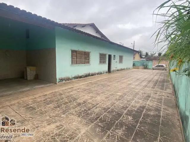 Casa / Sobrado para Venda em Caraguatatuba/SP Pontal de Santa Marina 2 Quartos