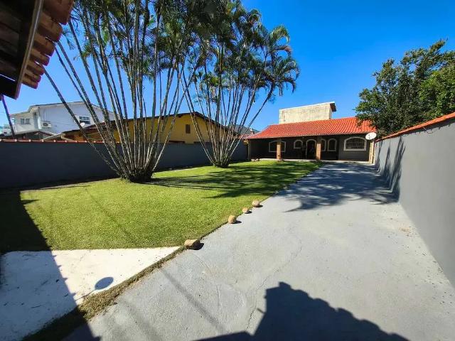 Casa / Sobrado para Venda em Caraguatatuba/SP Pontal de Santa Marina 2 Quartos
