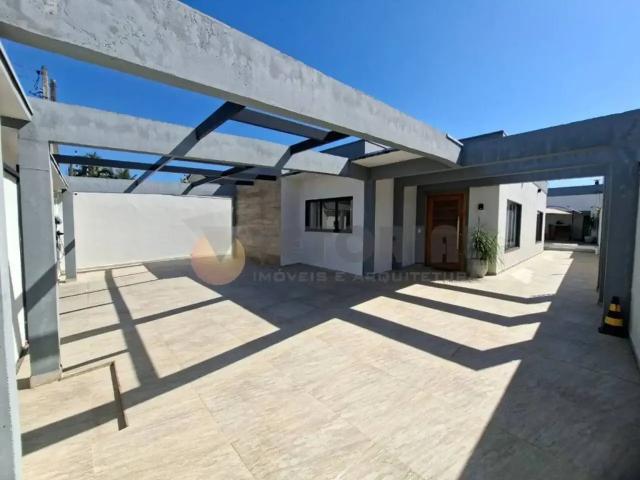 Casa / Sobrado para Venda em Caraguatatuba/SP Pontal de Santa Marina 3 Quartos