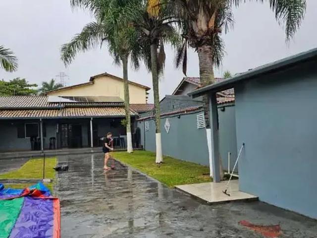 Casa / Sobrado para Venda em Caraguatatuba/SP Pontal de Santa Marina 3 Quartos
