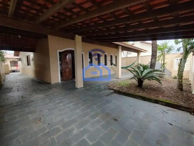 Casa / Sobrado para Venda em Caraguatatuba/SP Pontal de Santa Marina 3 Quartos