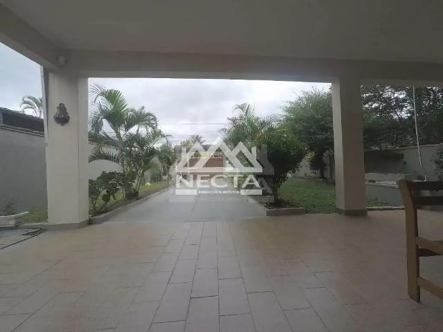 Casa / Sobrado para Venda em Caraguatatuba/SP Porto Novo 4 Quartos
