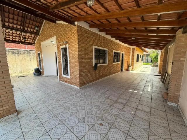 Casa / Sobrado para Venda em Caraguatatuba/SP Porto Novo 5 Quartos