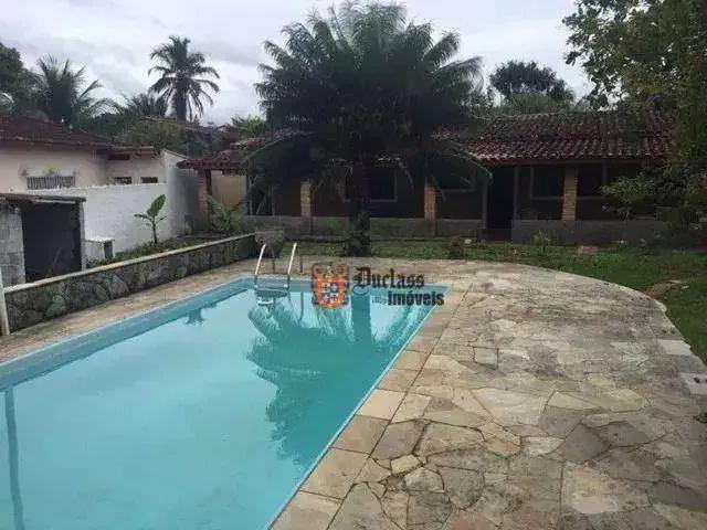 Casa / Sobrado para Venda em Caraguatatuba/SP Porto Novo 8 Quartos