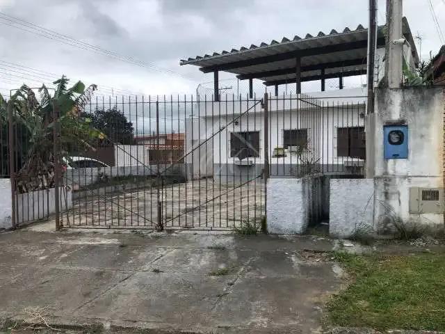 Casa / Sobrado para Venda em Caraguatatuba/SP Porto Novo 3 Quartos