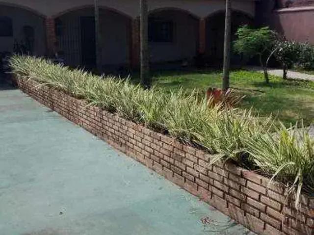 Casa / Sobrado para Venda em Caraguatatuba/SP Porto Novo 3 Quartos