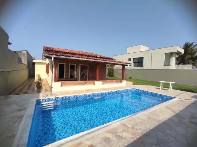 Casa / Sobrado para Venda em Caraguatatuba/SP Porto Novo 3 Quartos