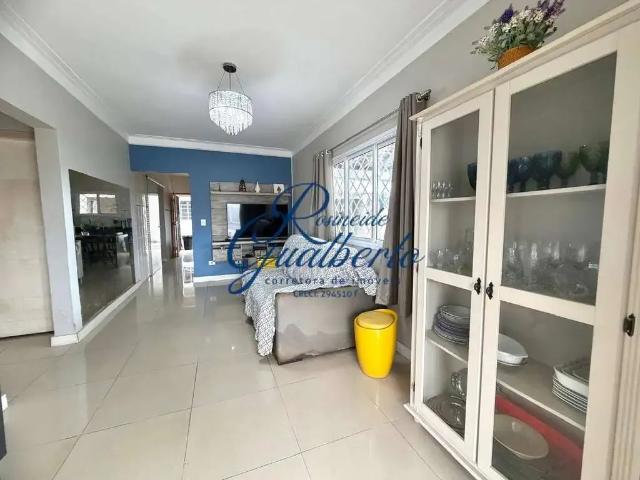 Casa / Sobrado para Venda em Caraguatatuba/SP Porto Novo 3 Quartos