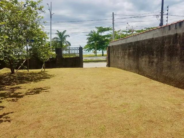 Casa / Sobrado para Venda em Caraguatatuba/SP Porto Novo 3 Quartos
