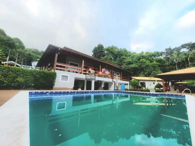 Casa / Sobrado para Venda em Caraguatatuba/SP Park Imperial 5 Quartos