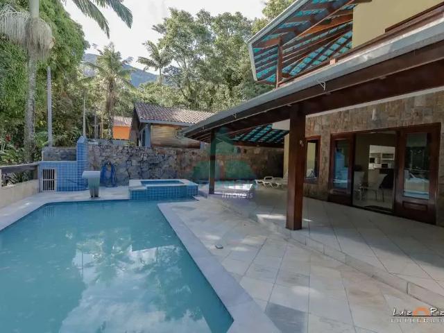 Casa / Sobrado para Venda em Caraguatatuba/SP Park Imperial 6 Quartos