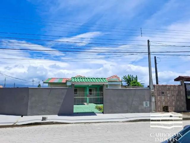 Casa / Sobrado para Venda em Caraguatatuba/SP Parque Balneário Maria Helena 3 Quartos