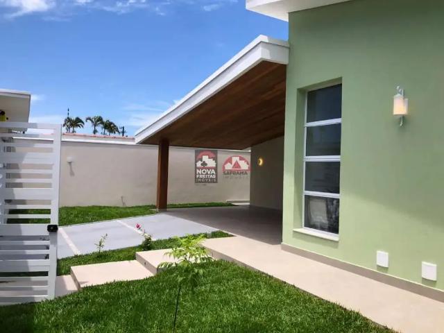 Casa / Sobrado para Venda em Caraguatatuba/SP Parque Balneário Poiares 3 Quartos