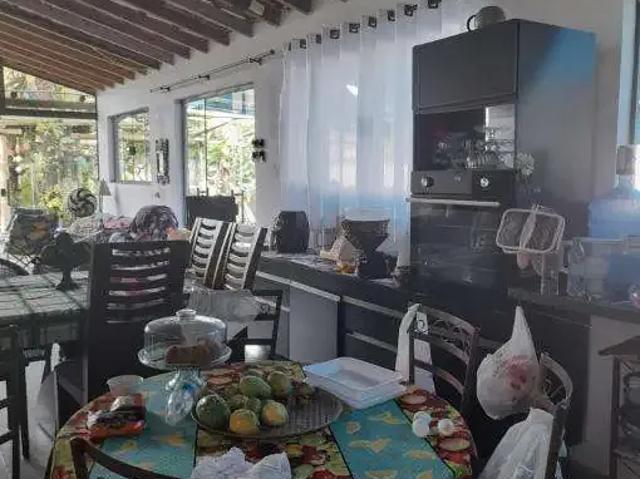 Casa / Sobrado para Venda em Caraguatatuba/SP Perequê Mirim 4 Quartos