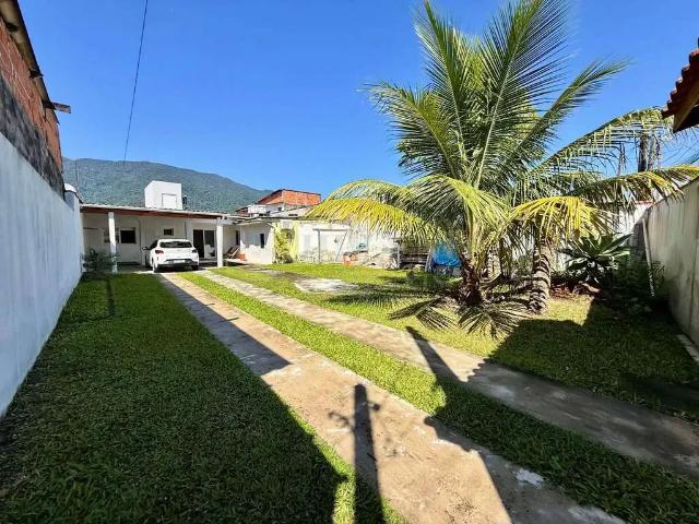 Casa / Sobrado para Venda em Caraguatatuba/SP Perequê Mirim 2 Quartos