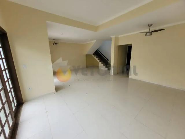 Casa / Sobrado para Venda em Caraguatatuba/SP Prainha 6 Quartos