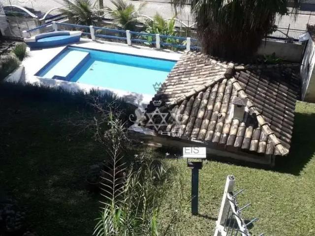 Casa / Sobrado para Venda em Caraguatatuba/SP Prainha 3 Quartos