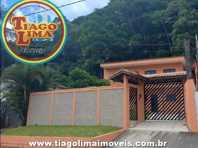 Casa / Sobrado para Venda em Caraguatatuba/SP Prainha 3 Quartos