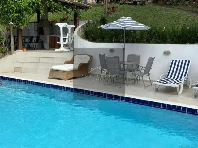 Casa / Sobrado para Venda em Caraguatatuba/SP Prainha 3 Quartos