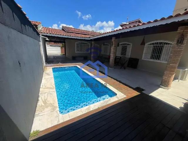 Casa / Sobrado para Venda em Caraguatatuba/SP Praia Aruan 4 Quartos