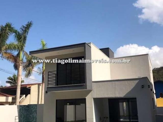 Casa / Sobrado para Venda em Caraguatatuba/SP Praia da Cocanha 4 Quartos