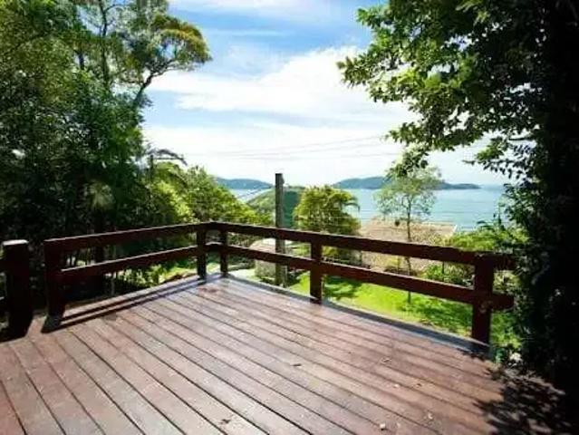 Casa / Sobrado para Venda em Caraguatatuba/SP Praia da Cocanha 4 Quartos