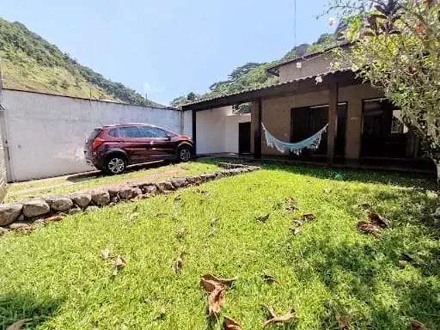 Casa / Sobrado para Venda em Caraguatatuba/SP Praia da Cocanha 4 Quartos