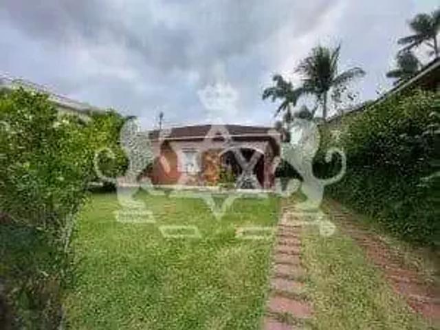 Casa / Sobrado para Venda em Caraguatatuba/SP Praia da Cocanha 3 Quartos