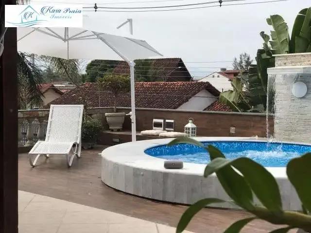 Casa / Sobrado para Venda em Caraguatatuba/SP Praia das Palmeiras 4 Quartos