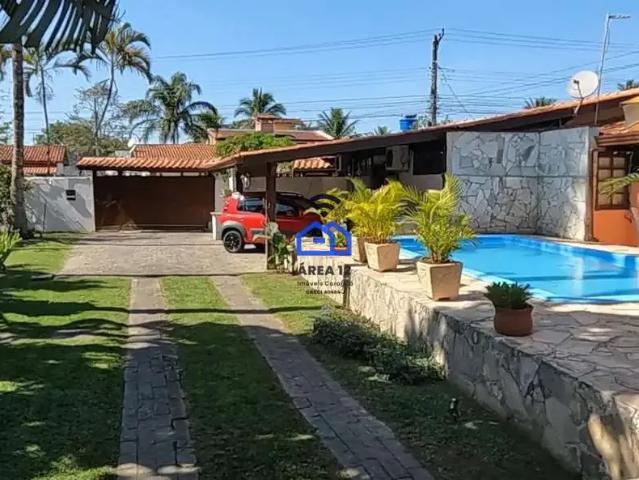 Casa / Sobrado para Venda em Caraguatatuba/SP Praia das Palmeiras 4 Quartos