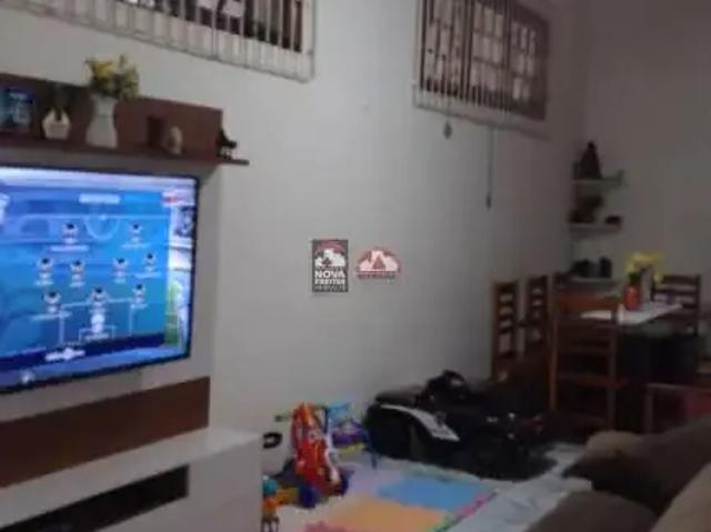 Casa / Sobrado para Venda em Caraguatatuba/SP Praia das Palmeiras 4 Quartos